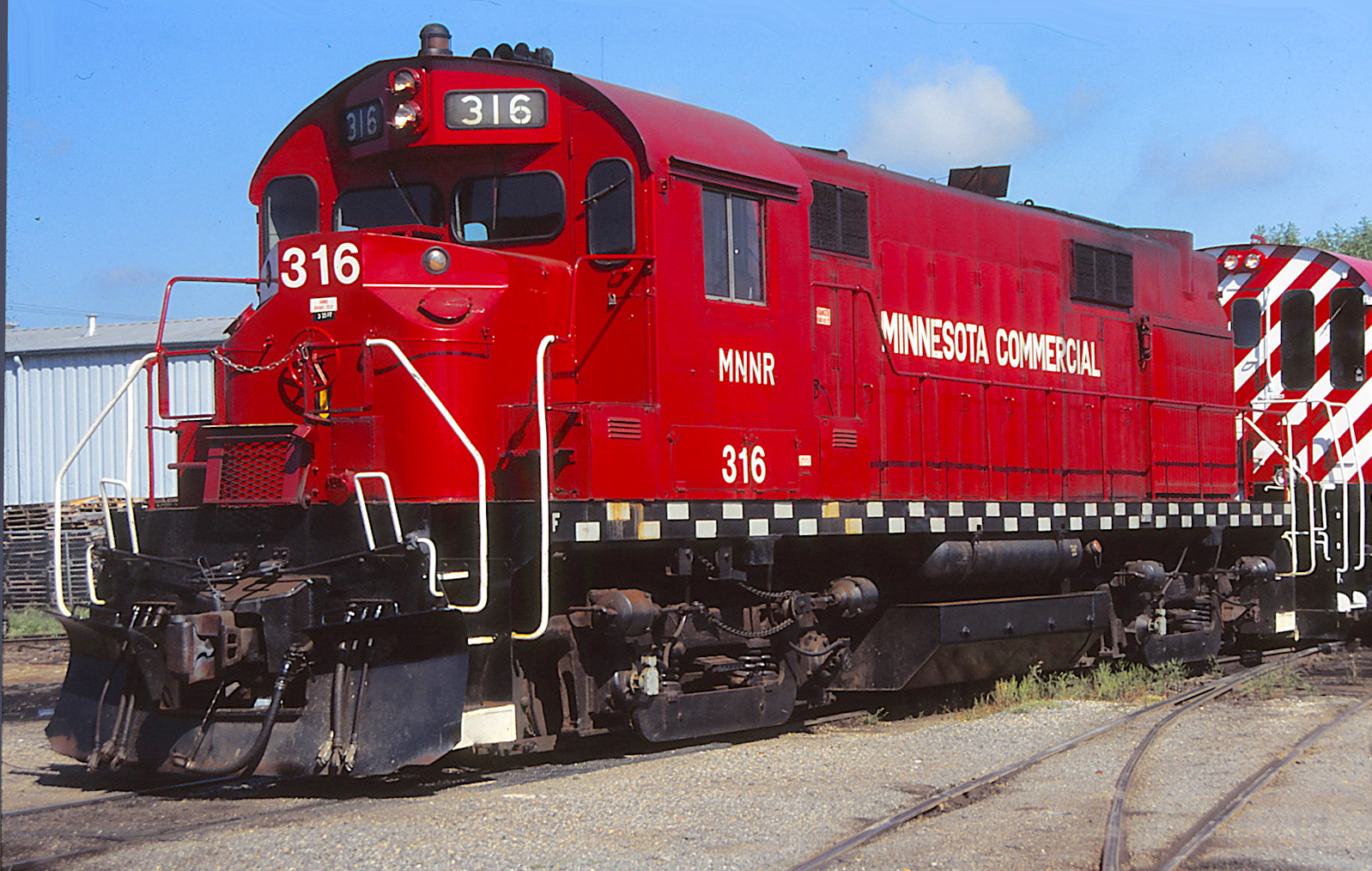 Alco RS27 (DL640 profile)